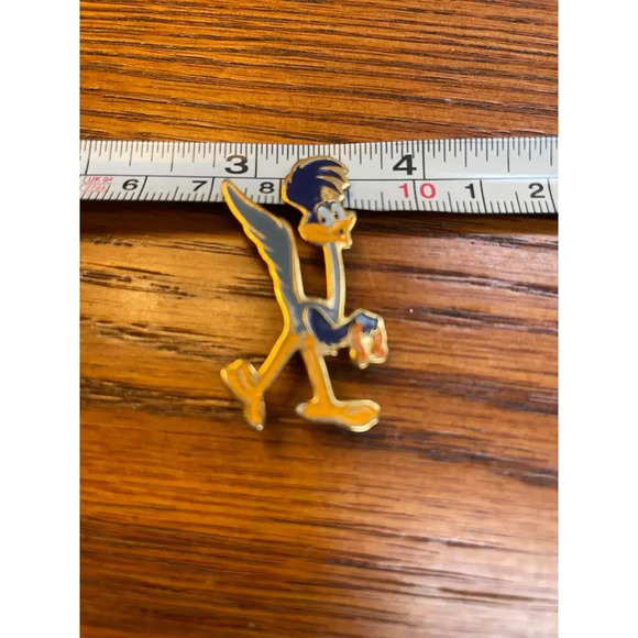Warner Bros. | Accessories | This Is A Vintage 97s Road Runner Lapel ...